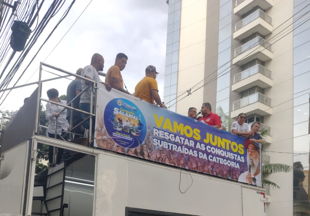 Motoristas de ônibus anunciam greve para quarta-feira (03), em São Paulo - CTB